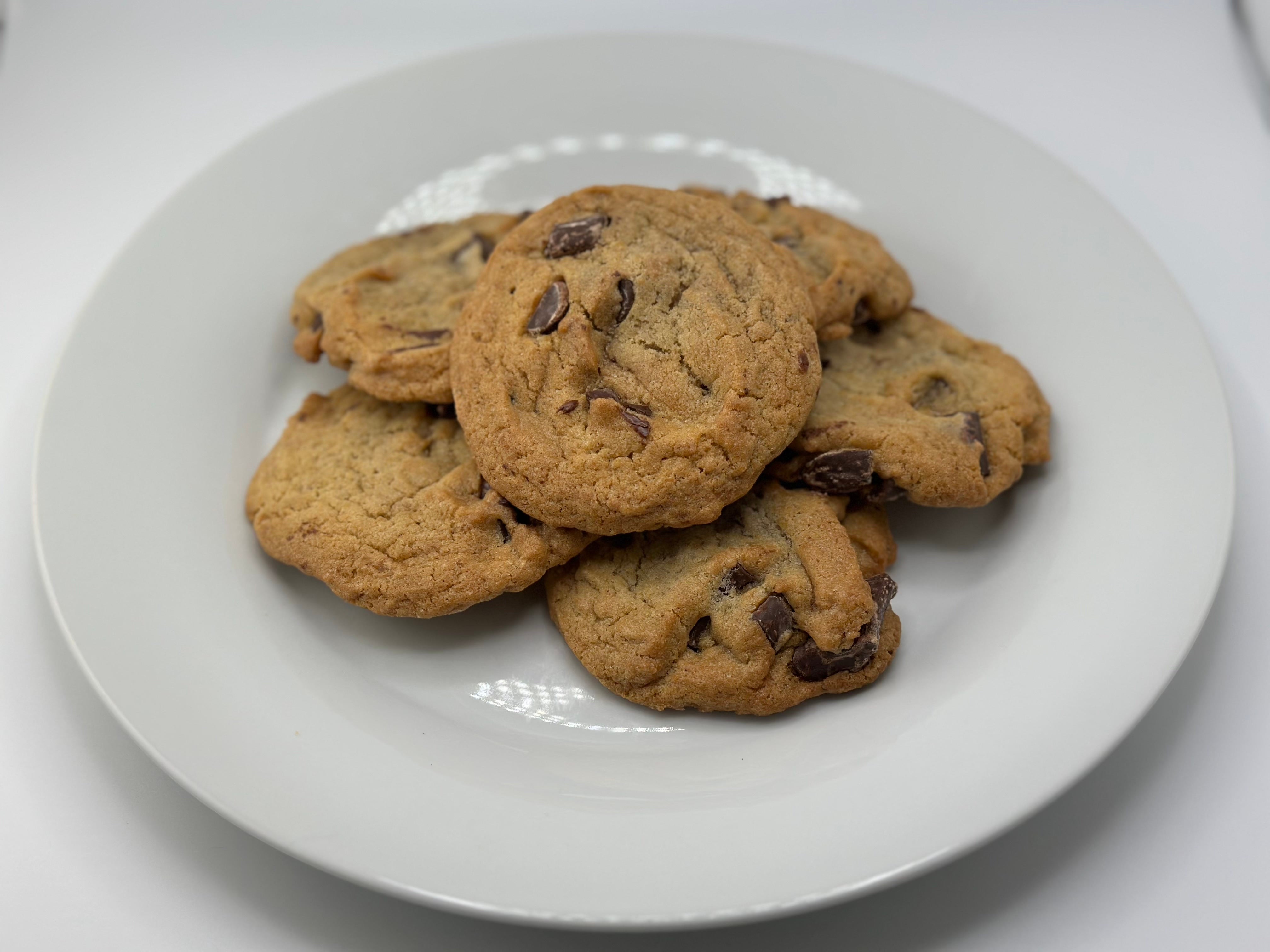 Gourmet Chocolate Chunk Cookies (6 Pack) | The Local Gourmet